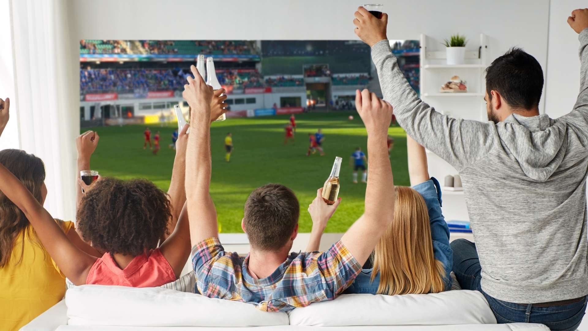 How to Live Stream your University Sports Events - GIZMOTT